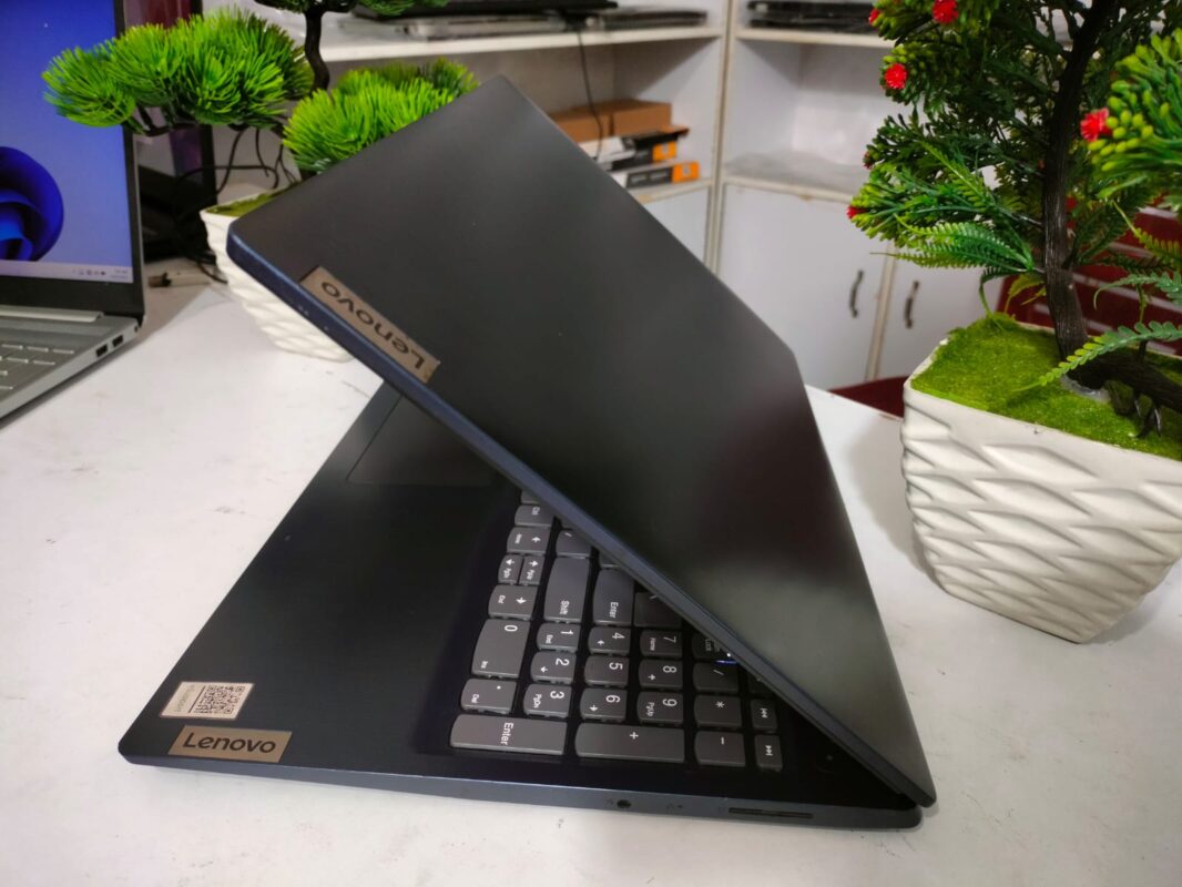 Lenovo 81WE Laptop । Low Price Best laptop । Best laptop for freelancer ...